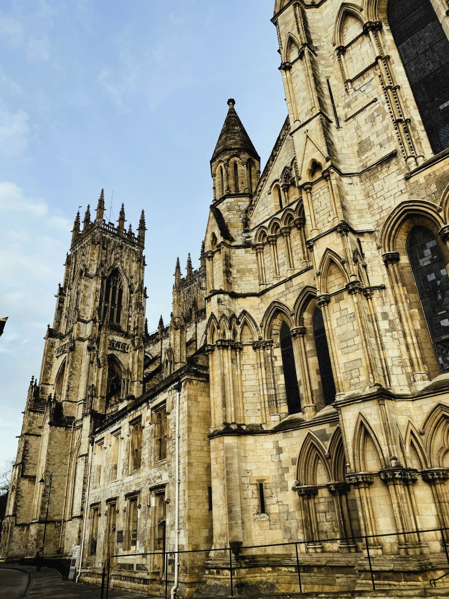 A VERY MERRY ROAD TRIP – Use Your Accent